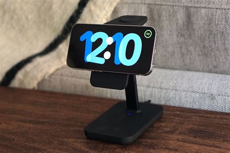 IOS StandBy Apples Docked Display Is The Best IPhone Feature In Years The Verge