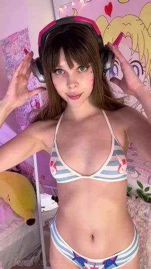Littlekitty69 You Wont Regret If You Taste My Boobs Believe Me😉