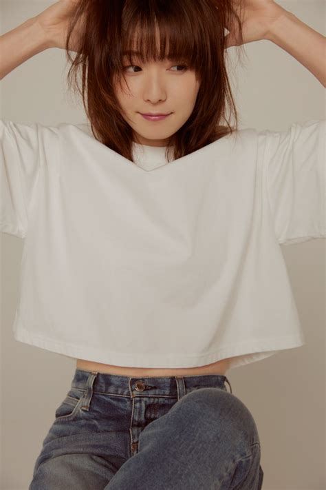 『最高の教師』出演中の松岡茉優 デビュー20周年を記念した初著書『ほんまつ』11 17発売決定！ 友人の仲野太賀が撮影した表紙公開