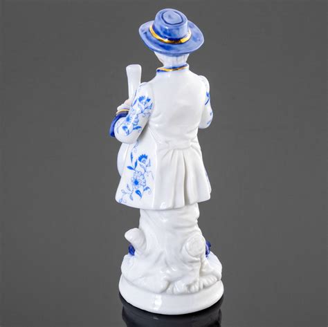 Статуэтка Юноша с лютней фарфор деколь роспись золочение Cdc Rococo Collection Шри