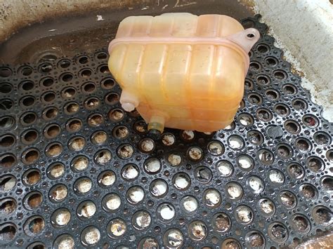 Расширительный бачок антифриза Rexton 2 7 Xvt Awd — Ssangyong Rexton 2g 2 7 л 2008 года