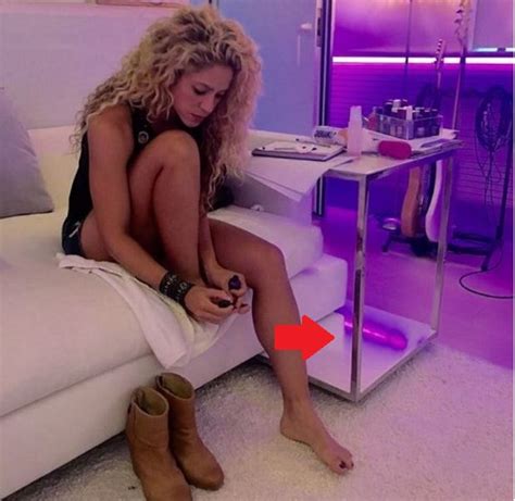 Η Σακίρα και το σεξουαλικό βοήθημα ELLINIKA HOAXES