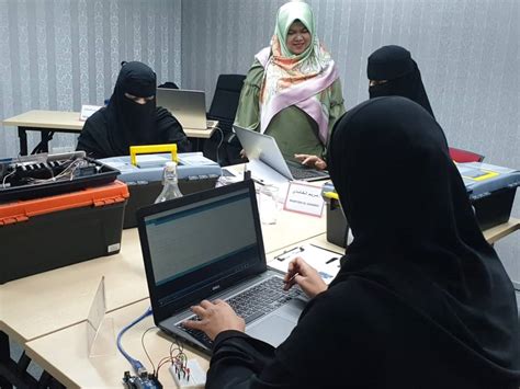 Training Arduino Robotic Programming 15 21620191