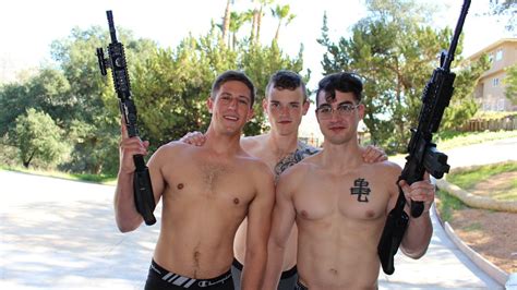 Free Bareback Threesome Gay Porn Videos Xhamster