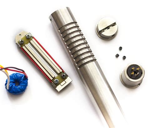 Example Of Ribbon Microphone At Lucy Gardiner Blog