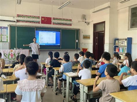 博爱无声，手语传情 ——“小荷学堂”开展手语特色课程 山东农业工程学院经济管理学院欢迎您