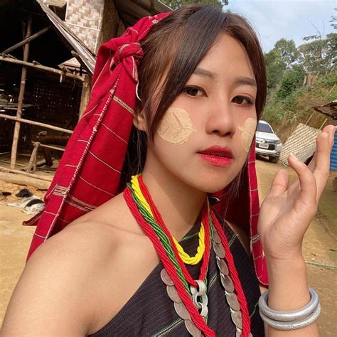 เข็ดอยู่ไหมสาวไทใหญ่ยอมทำอุ๊ปลากดเหลืองให้กินริมน้ำ อันแน่ออนทัวร์ Facebook