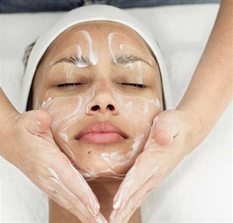 Australia S Best Facials Course Apply Today