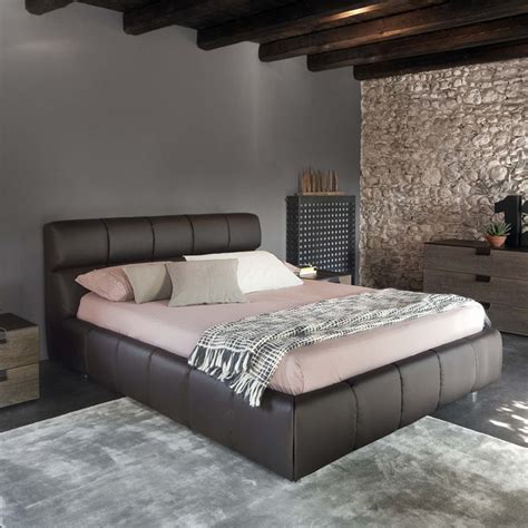 Купить кожаная кровать Спальня с двуспальной кроватью северные минималистский кожаная обивка