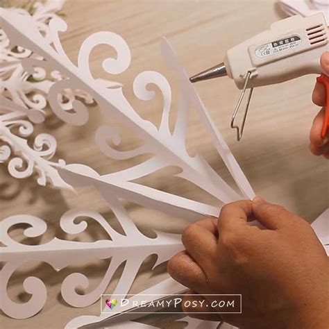 Easy 3d Snowflake Template And Tutorial Giant And Small Sizes