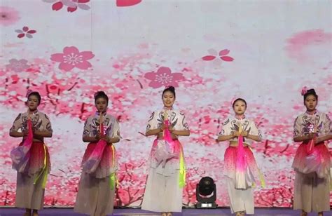 舞蹈、歌唱、朗诵······昨晚，云阳职教中心这场文艺晚会很精彩 云阳网 云阳新闻 云阳县融媒体中心