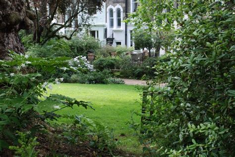 Arundel And Ladbroke Gardens Notting Hill Ngs Gardens