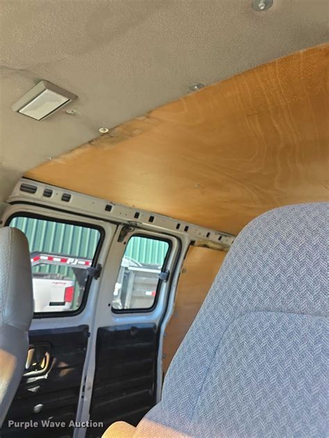 2000 Chevrolet 2500 Express Van In Chapman Ks Item Fi0756 For Sale