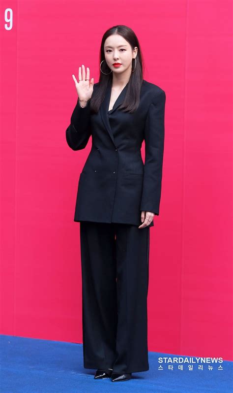 2019 F W 서울패션위크 이다희 연예이슈 수다방 네모판