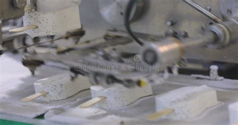 Apparatus For Sorting Ice Cream Ice Cream Dosing Machine On A Conveyor Line Automated Conveyor