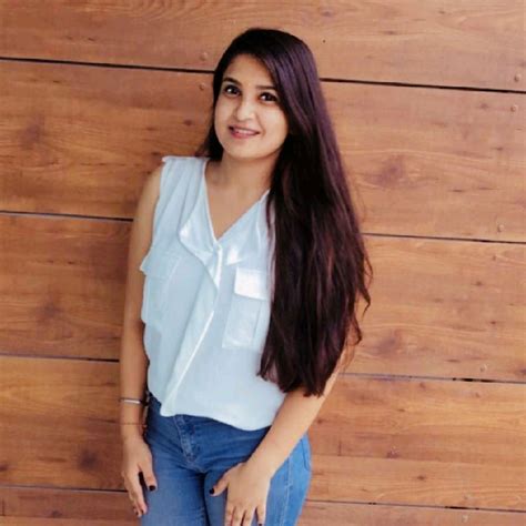 Deepanshi Singh Email Address And Phone Number Fci Ccm Senior Executive Human Resources Contact