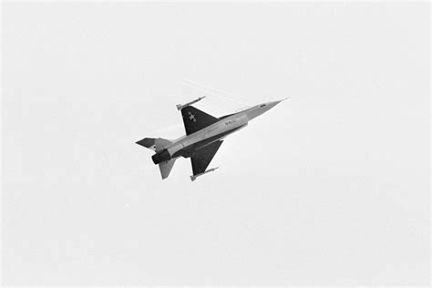 50 Years Ago The F 16s Impromptu Maiden Flight
