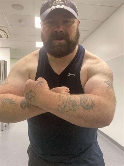 Just A Casual Before Work Selfie 😇 R Dadbod