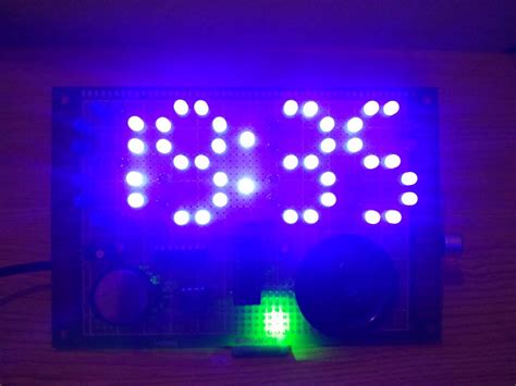 无线供电声控led小闹钟 单片机 Stm32 树莓派 Arduino 开发板创意项目 聚丰项目 电子发烧友网