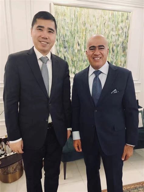 Uaeembassychina On Twitter التقى سعادة الدكتور علي عبيد الظاهري
