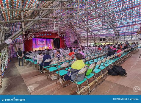 Scaffold Poles Editorial Image 42894698