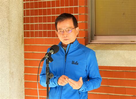 香港中評網：藍委：蕭美琴怎取得就職典禮邀請函 應說明