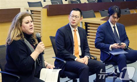 세계은행 국장 ‘해외진출 기업을 위한 컴플라이언스 전략은 뉴스1