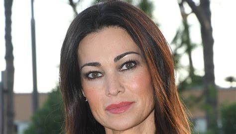 Manuela Arcuri Si Confessa Sui Suoi Amori La Stoccata A Gabriel Garko