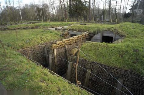 阵地战壕图 阵地战壕 伤感说说吧