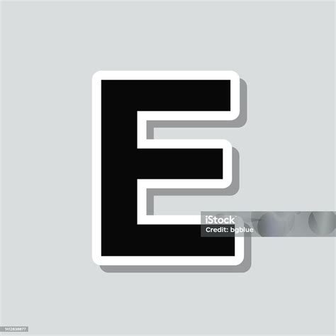 문자 E 회색 배경에 아이콘 스티커 알파벳 E에 대한 스톡 벡터 아트 및 기타 이미지 알파벳 E 컴퓨터 글자 3차원 형태 Istock