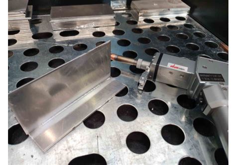 Ръчен лазерен заваръчен апарат Wattsan Welding 3 в 1 Х2000 Jpt купуват от производителя в България