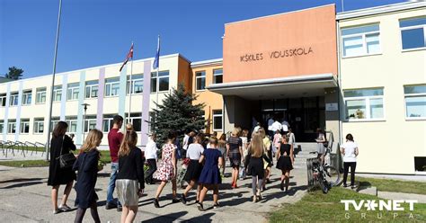 ВИДЕО Правительство и профсоюз пришли к компромиссу забастовка учителей отменена