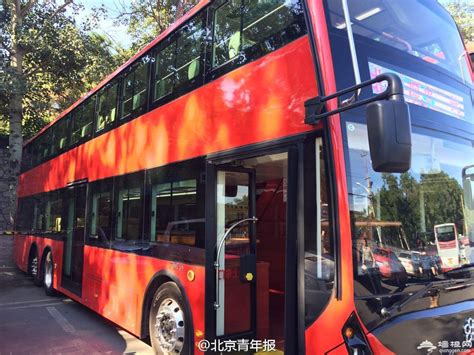 全国首条双层公交观光线在京上路 票价刷卡15元 旅游新闻 墙根网