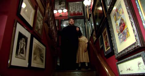 Guillermo Del Toro Compró Originales De Un Artista Argentino Y Aquí