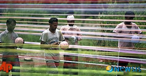 인도 독립기념일 맞아 연날리기 인기
