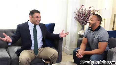 Ir Muscled Rimjob Hunk Barebacked By Mesmerized Gay