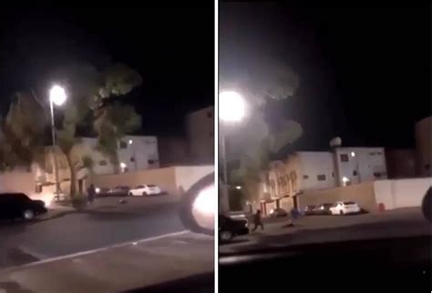 شاهد شخص يطارد آخر ويطلق النار عليه من سلاح رشاش في حي الدخل بتبوك