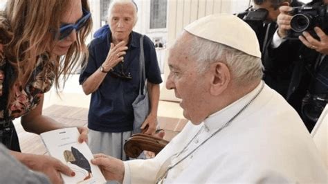 El Papa Escribe Una Carta A Un Transexual Validando El Sexo Elegido Oraciones Y Pruebas De Dios