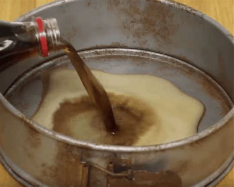 Средство, которое избавит от ржавчины за 5 минут / Домоседы