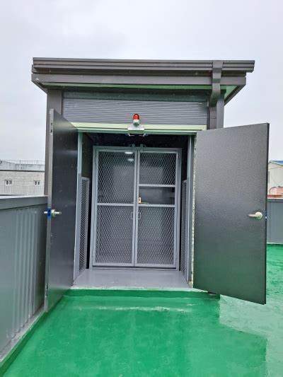 Main 간이유압식승강기 부산 금사동 D섬유공장에 설치한 산업용리프트 300kg대한산업안전협회 안전인증필