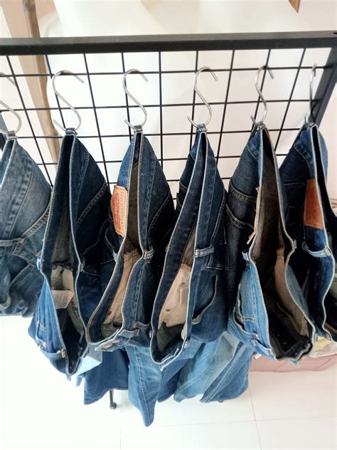 ยางกันกระแทก ยางกันชน ขอบประตูรถ ไม่ใช้กาว ราคาถูกจากโรงงาน Added A New ยางกันกระแทก ยางกัน