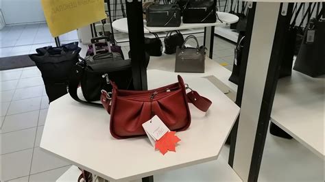 г. Орехово-Зуево. Магазин сумок московской фабрики "Медведково ...