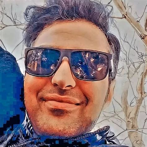 Majidzamanian Majidzamanian • Threads Say More