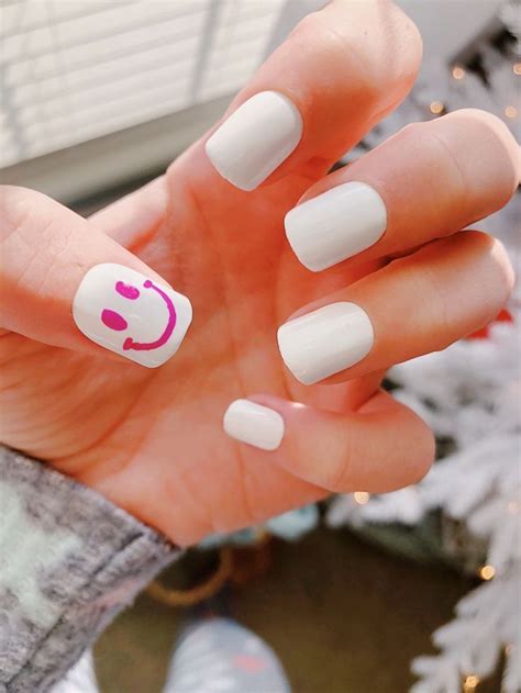 13 Preppy Nail Trends Ideas Cute Gel Nails Short Acrylic Nails