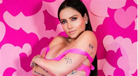 Celia Lora Age Height Net Worth Boyfriend Facts Bio Wiki