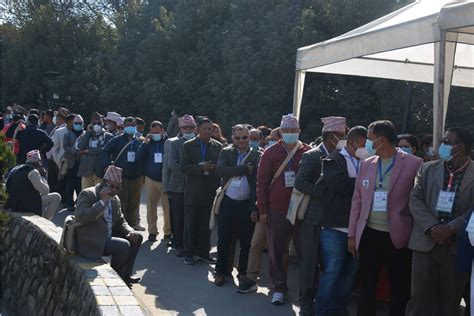 कांग्रेस सभापति चयनका लागि दोस्रो चरणको मतदान सुरु नेपाल समय Nepal