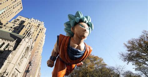 뉴욕 상공 순찰하는 손오공 풍선