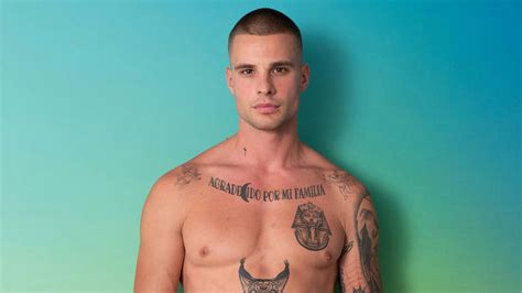 Love Islands Boris Vidovic His Age Job And The Five Languages He Can Speak