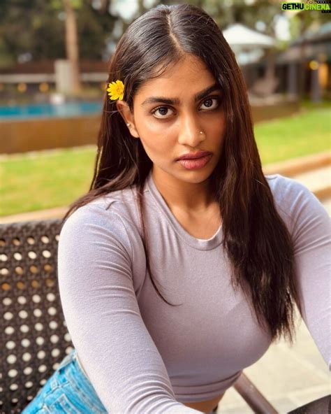 Actress Shivani Narayanan Hd Photos And Wallpapers October 2024 Gethu