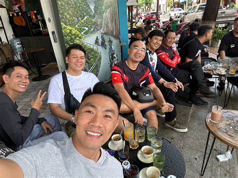 Long Trương Long Trương Added A New Photo — In Buon Me